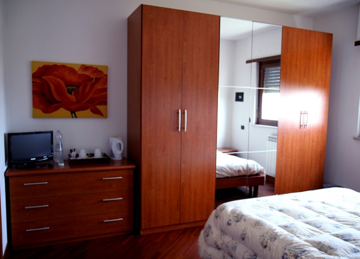 Room Clementina - B&B Nuova Fiera di Roma
